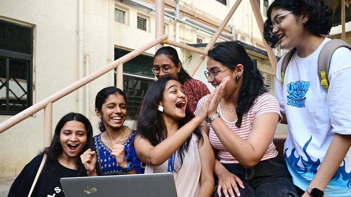 MP Board Topper List 2025: एमपी बोर्ड रिजल्ट जारी, 10वीं में प्रज्ञा ...