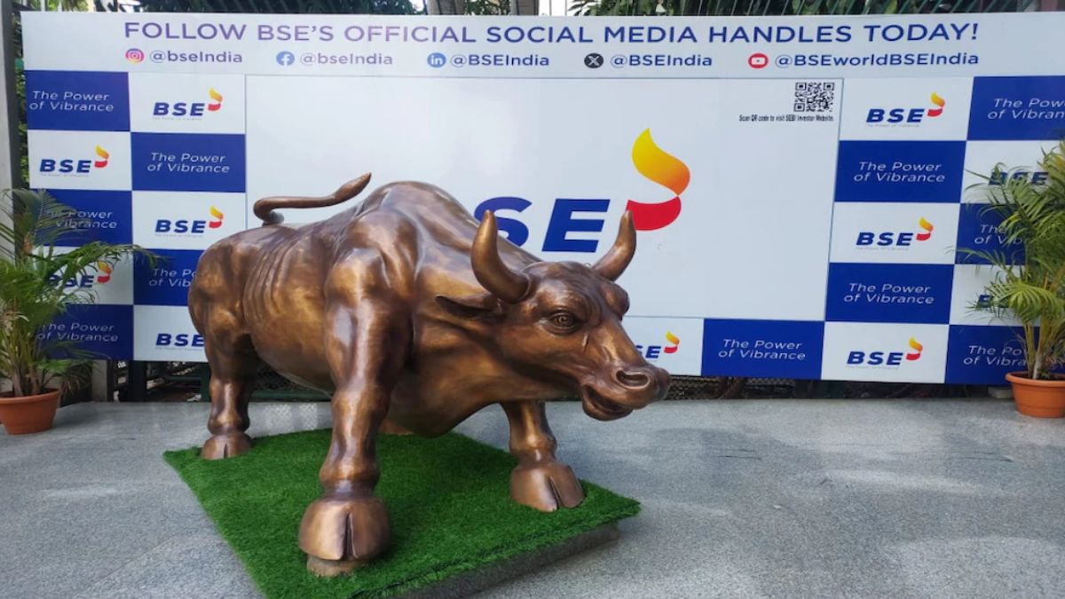 Share Market Today: शेयर बाजार में आज फिर गिरावट के साथ शुरुआत, Sensex ...