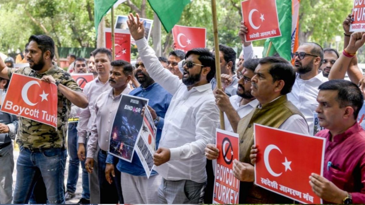 RSS Swadeshi Jagaran Manch calls for boycotting foreign goods RSS से ...