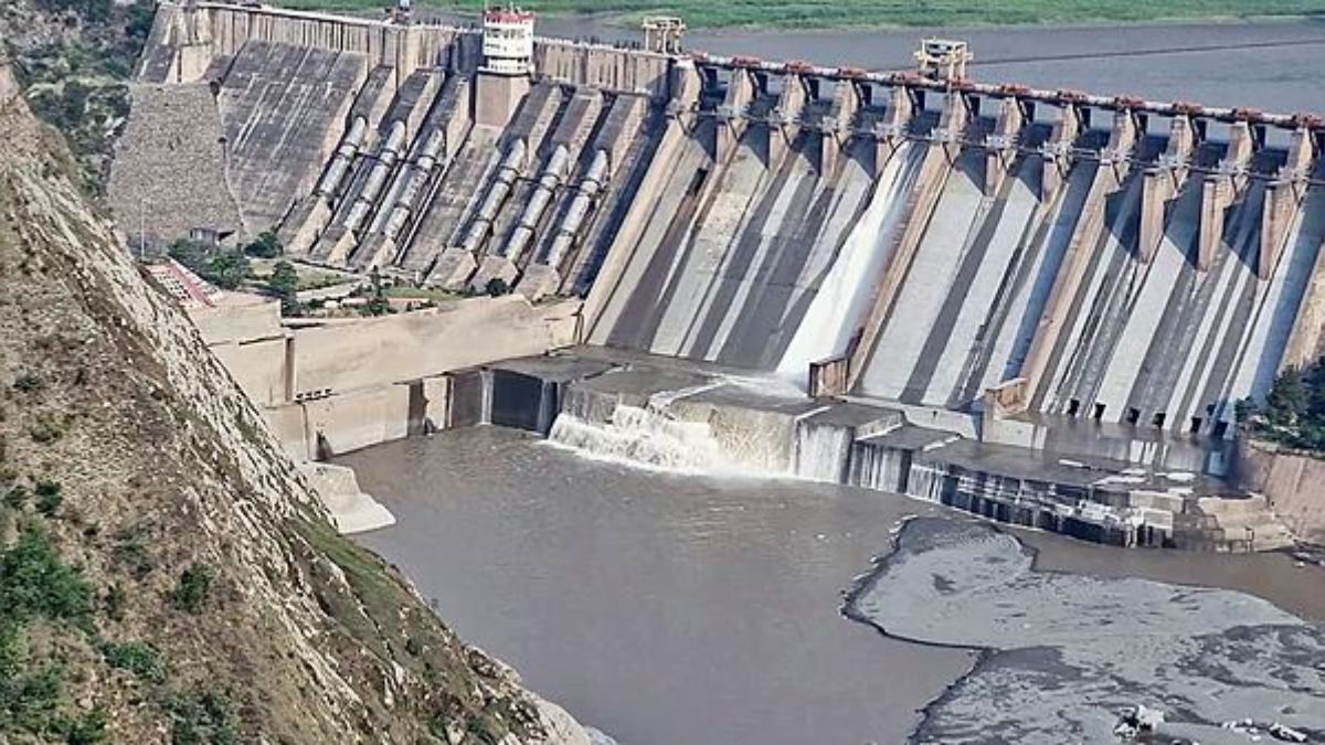 india Pakistan tension India opens Multiple gates of Salal Dam in Reasi ...