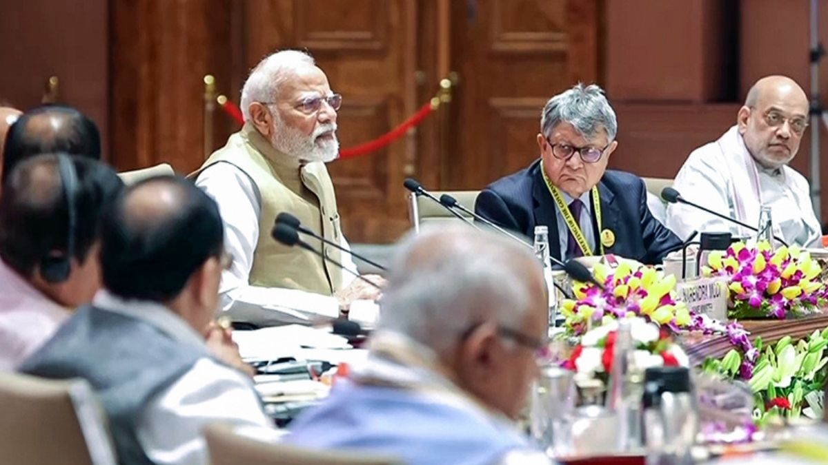PM Narendra Modi in NITI Aayog 10th Governing Council meeting 'विकास की रफ्तार बढ़ानी होगी ...