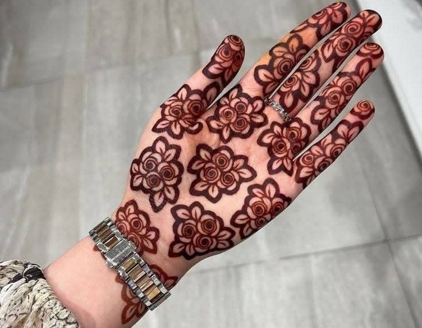 Express Your Festive Joy with These Quick Mehndi Designs for Bakrid Eid al-Adha - Bakrid Easy ...