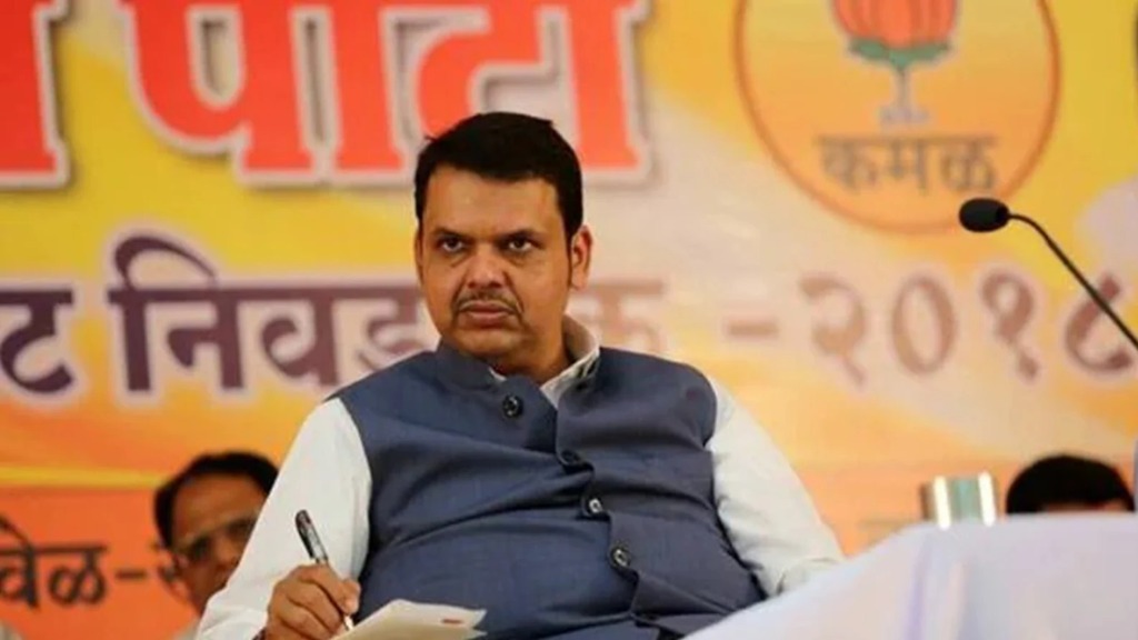 bjp mla babanrao lonikar controversial remark over critics devendra fadnavis condemned - 'आपके ...