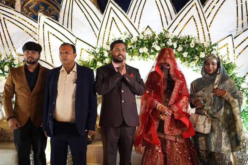 What Does Khan Sir's Wife Do? How Is Their Married Life Going. क्या ...