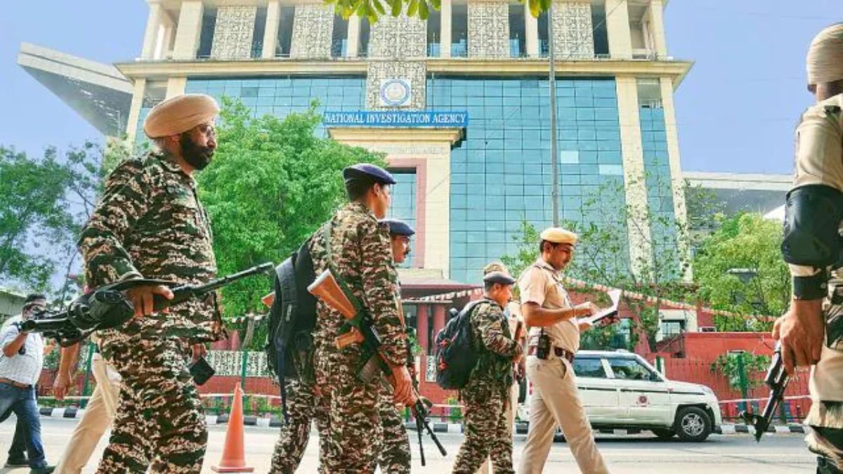 Pakistan adopt this method to send money to CRPF officer Big revelation ...