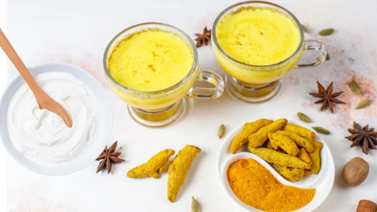 Simple curd turmeric face pack homemade glowing skin diy face mask for ...